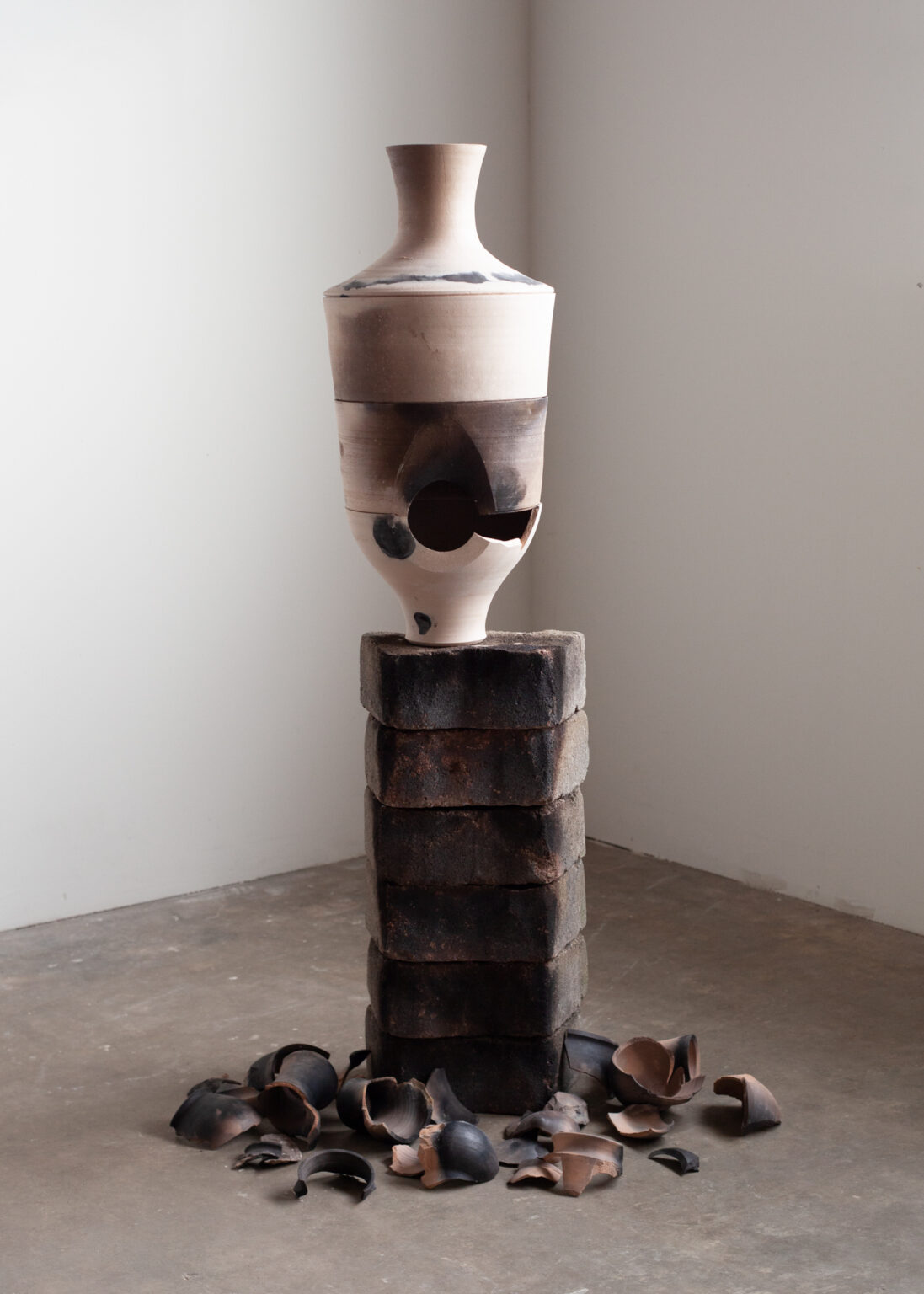 Artaxis.org: an evolving independent network of artists