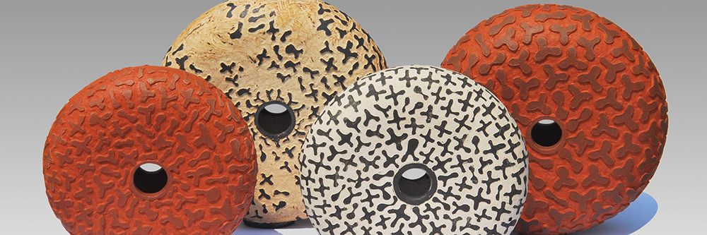 Artaxis.org: an evolving independent network of artists